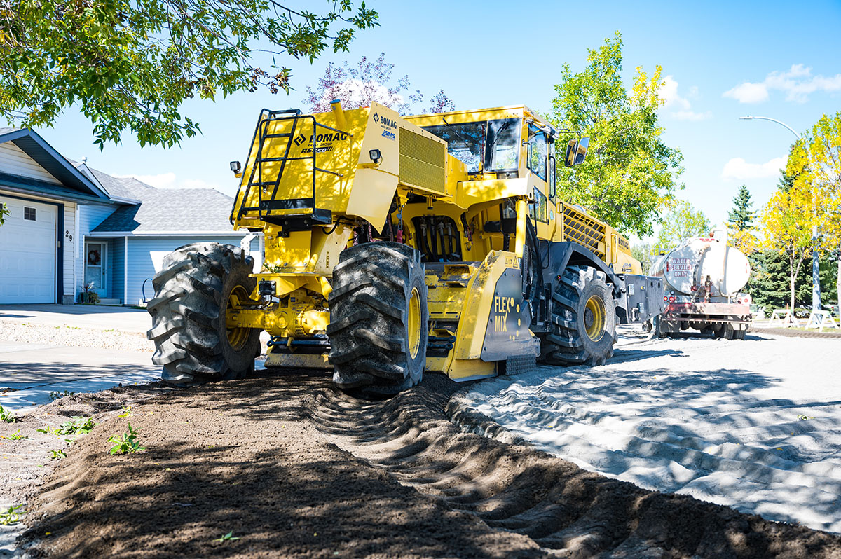 Bomag RS 650 Cold Recycling & Soil Stabilizers Specs | SMS Equipment