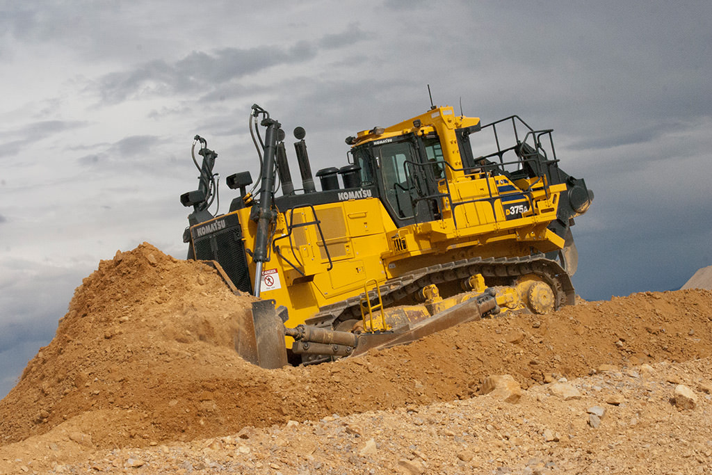 Komatsu D375A-8 Dozers Specs | SMS Equipment