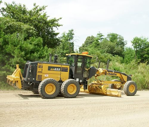 New features in GD655-7 deliver better ergonomics to lessen operator ...